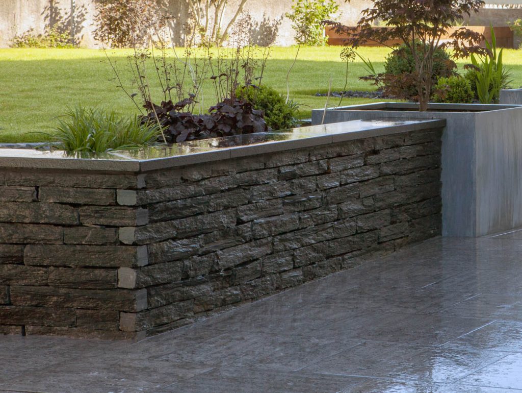 Muret de terrasse en pierres naturelles - Grandeur Nature