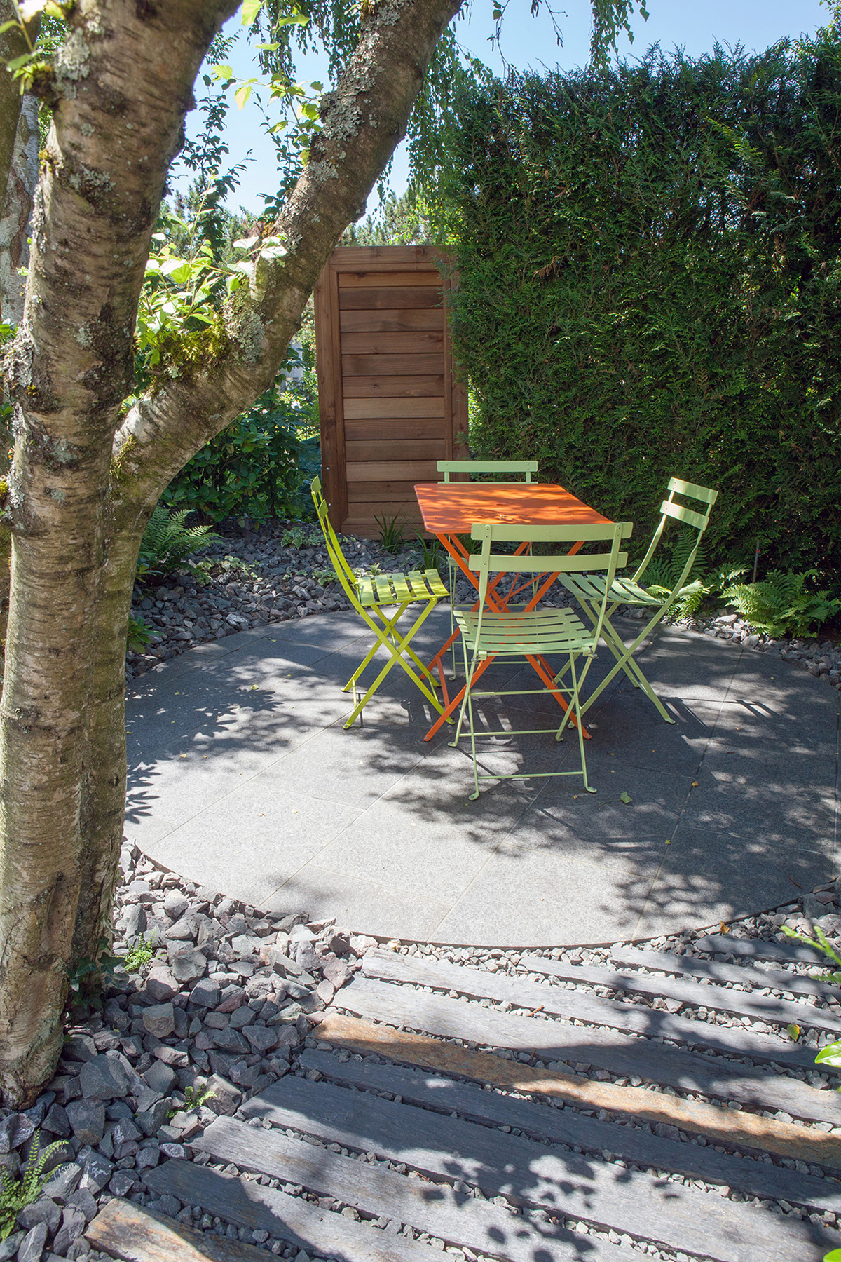 paysagiste-lhopital-amenagement-mini-terrasse - Grandeur Nature